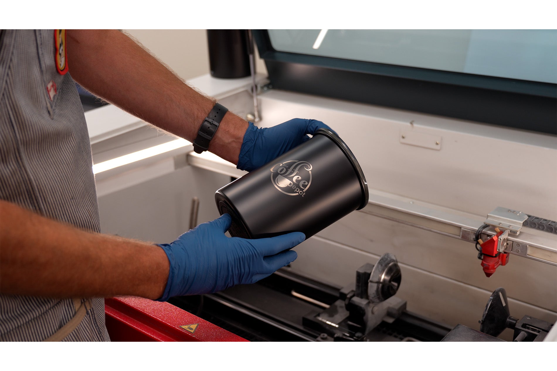 Engraved Water Bottles | Custom Drinkware & Thermos – Planetary Design